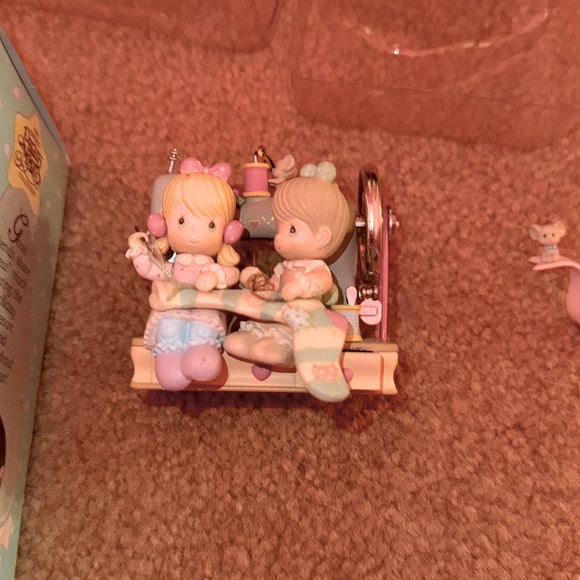 Precious Moments | Accents | Vintage 993 Precious Moments Good Friends ...